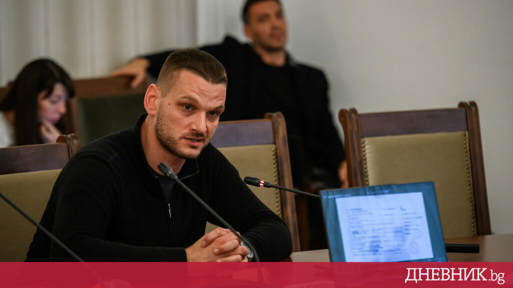 Влогърът Симон Милков е задържан за хулигански действия, съобщи ...