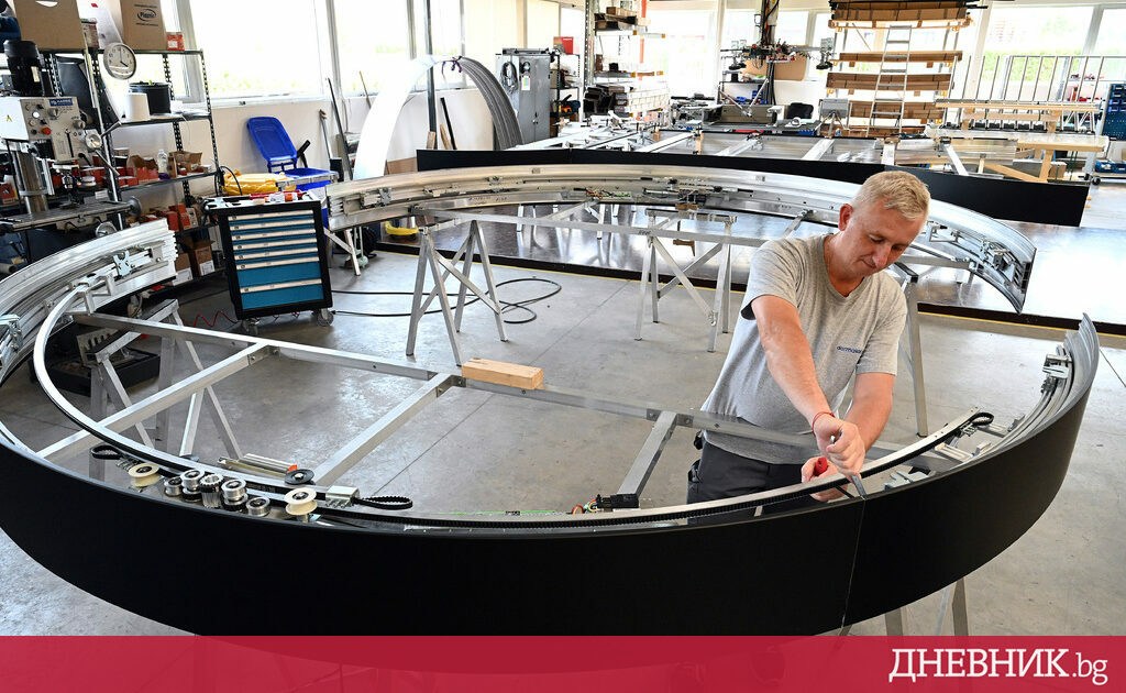 По-високи заплати, нови технологии, обучение - какво планира бизнесът ...