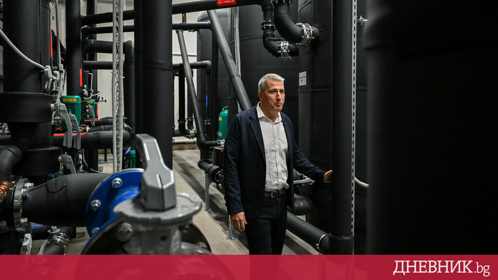 Новата индустриализация България се готви да отвори Фабрика за