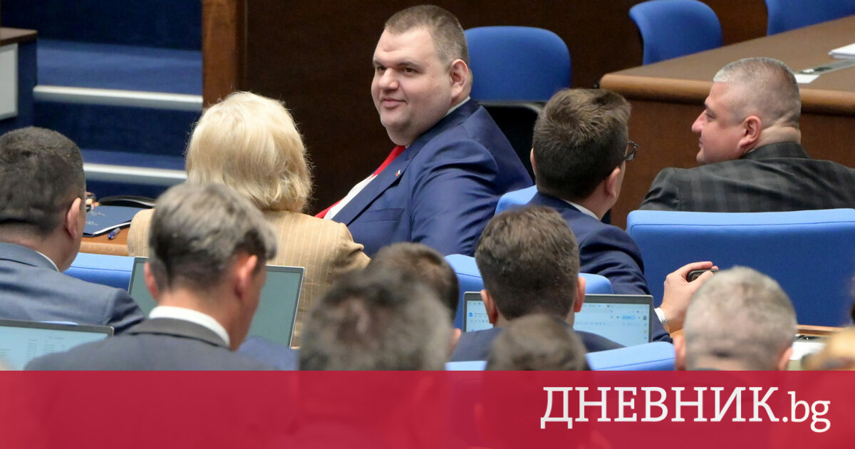 ГЕРБ, ДПС - Ново начало, БСП и "Има такъв народ" избраха Росен ...