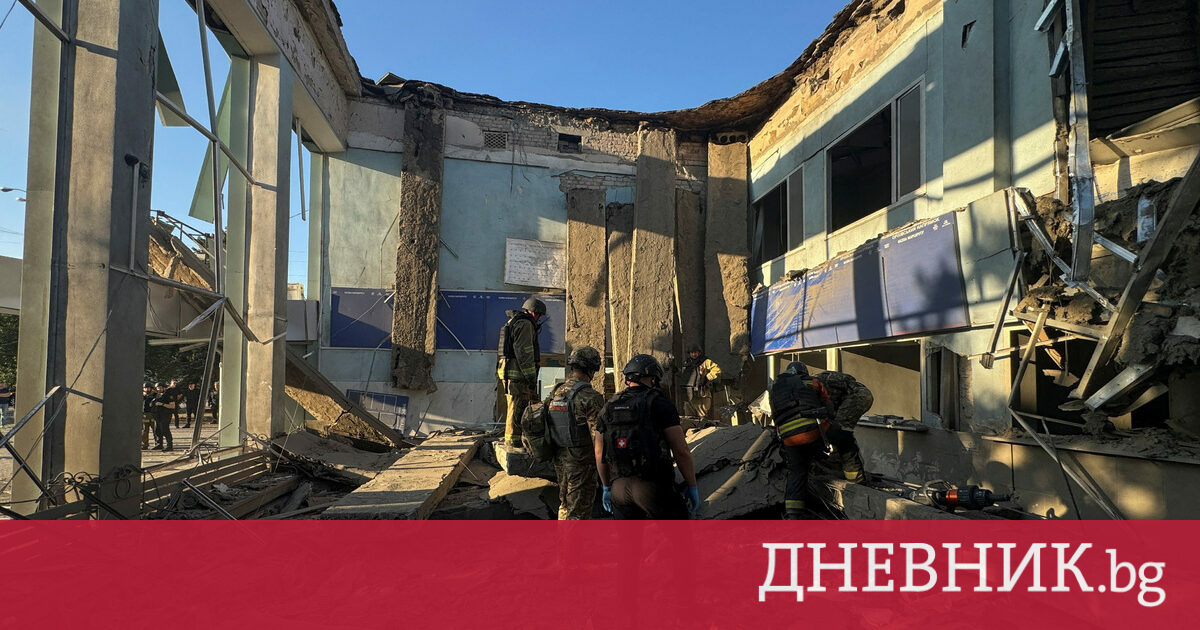 Русия заяви че е превзела още едно селище в Източна Украйна Дневник