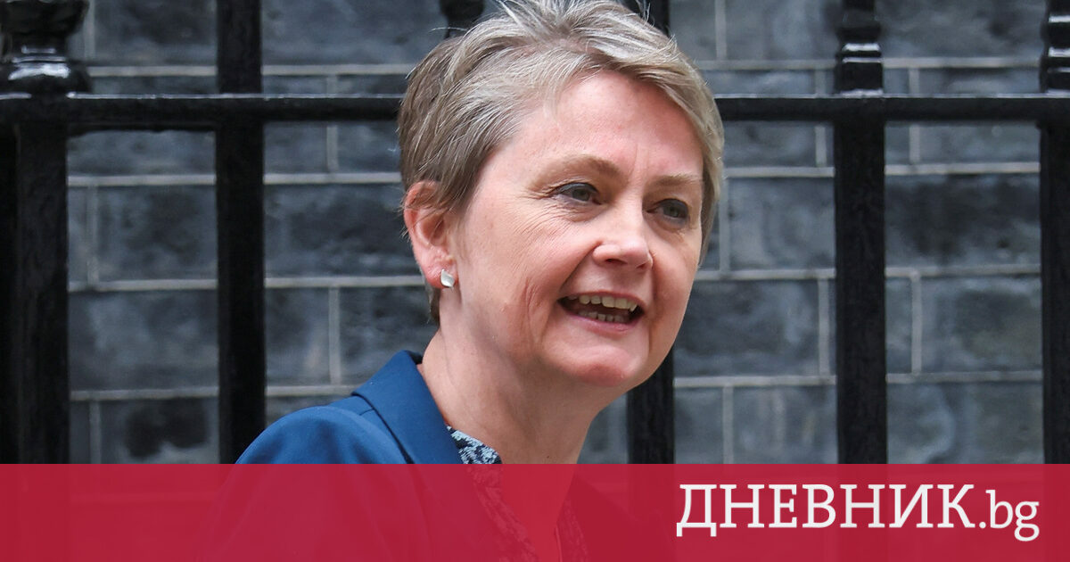 Британският външен министър става вицепремиер, вътрешният поема поста му | Дневник