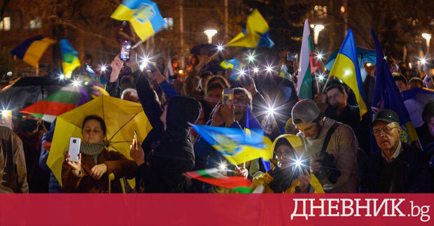 Фотогалерия Не сме неутрални за Украйна обяви мирно шествие в София