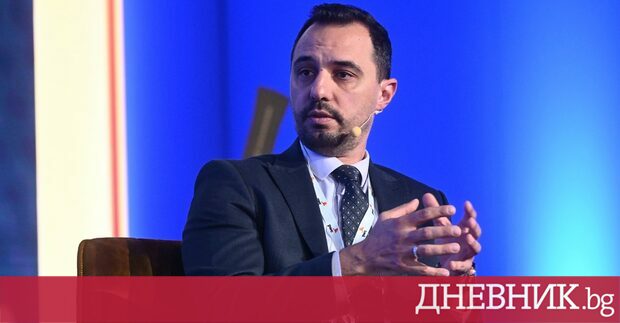 Министърът на икономиката очаква до 2-3 седмици цените на горивата да ...