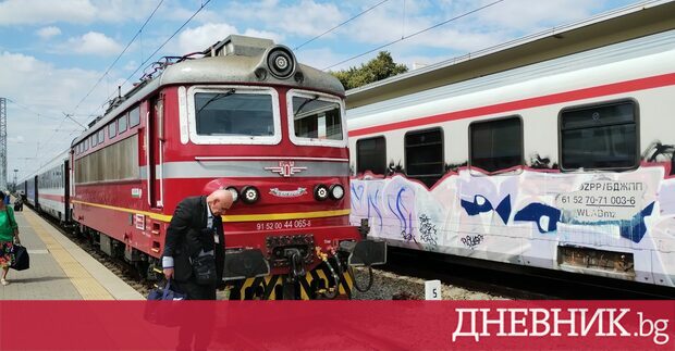 Разследващите работят върху версия за умишлен палеж при инцидента на Централна гара Дневник