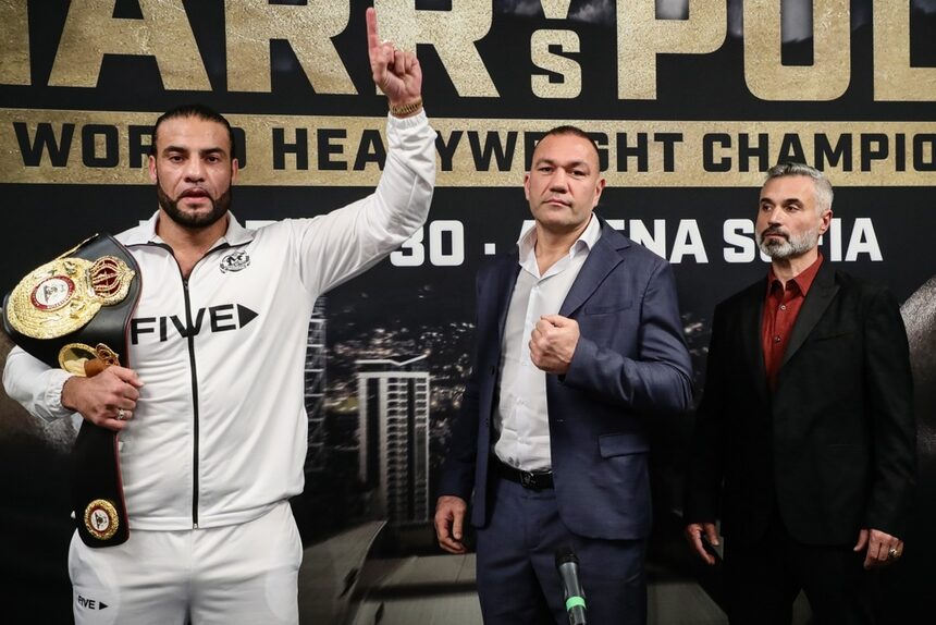 Снимка на деня: Кубрат Пулев и Махмуд Чар очи в очи преди мача за ...