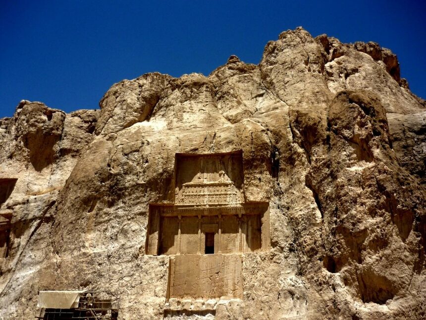 Фотогалерия Гробниците на персийските царе на царете