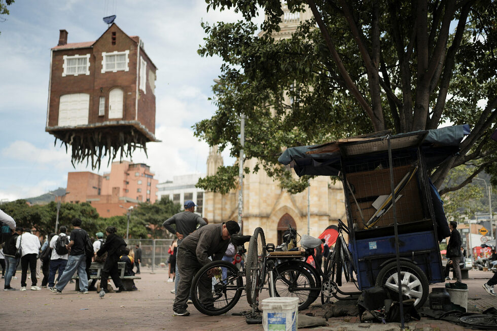 Фотогалерия Изкуството завладява Богота Дневник
